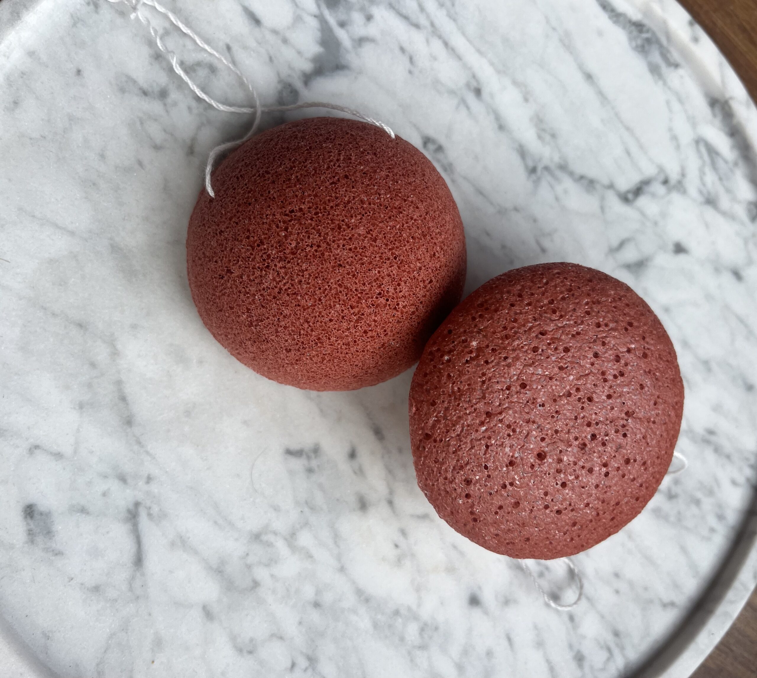 Red Konjac Sponge - Lush Beauty and Skin